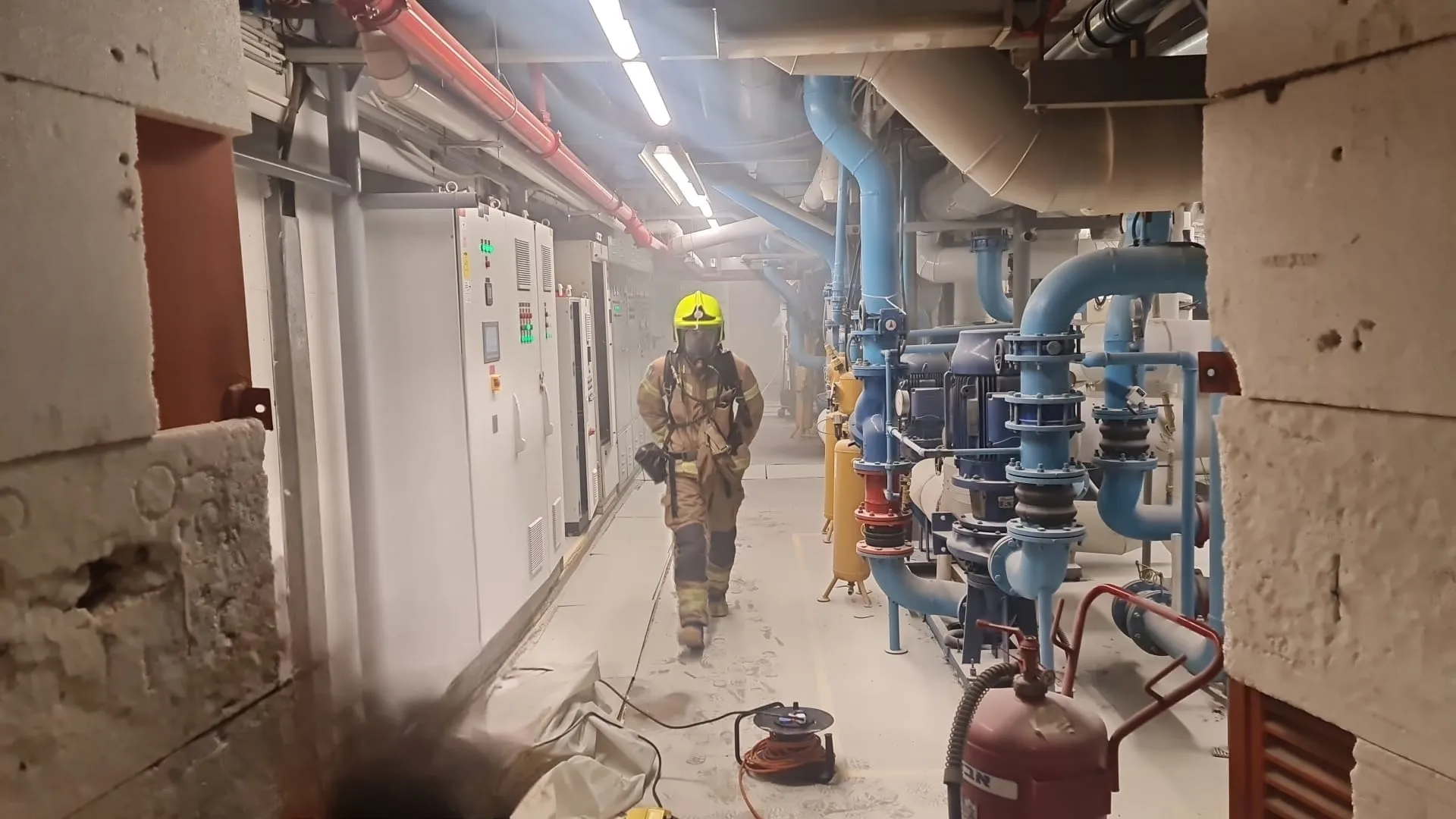 חיפה שרפת ארון חשמל בתוך חדר משאבות של בית חולים חמל